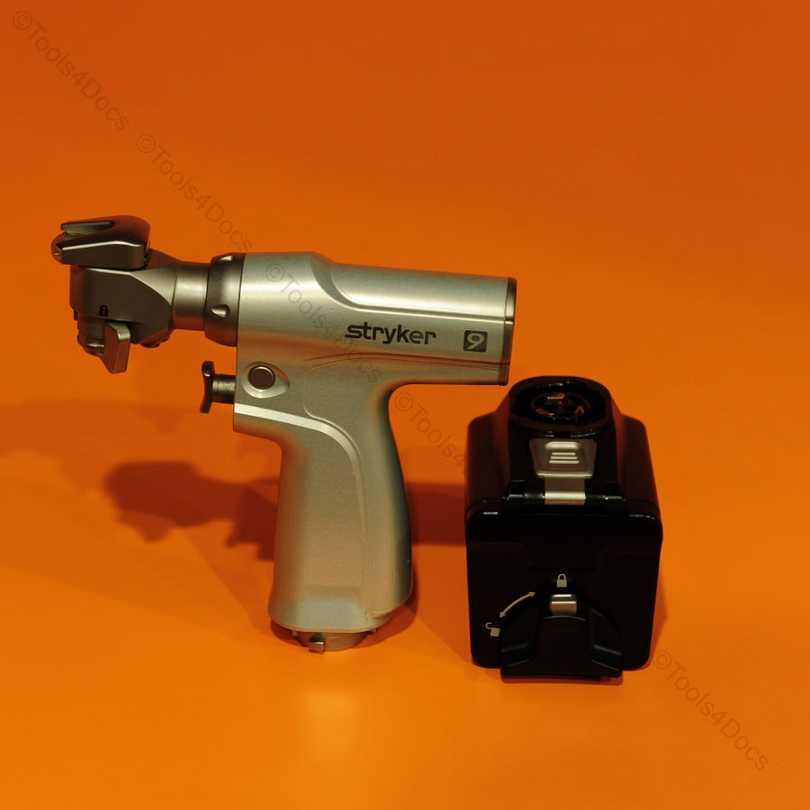 Stryker System 9 Sagittal Saw 9208 w/9120-120 Large Aseptic Battery Ho ...