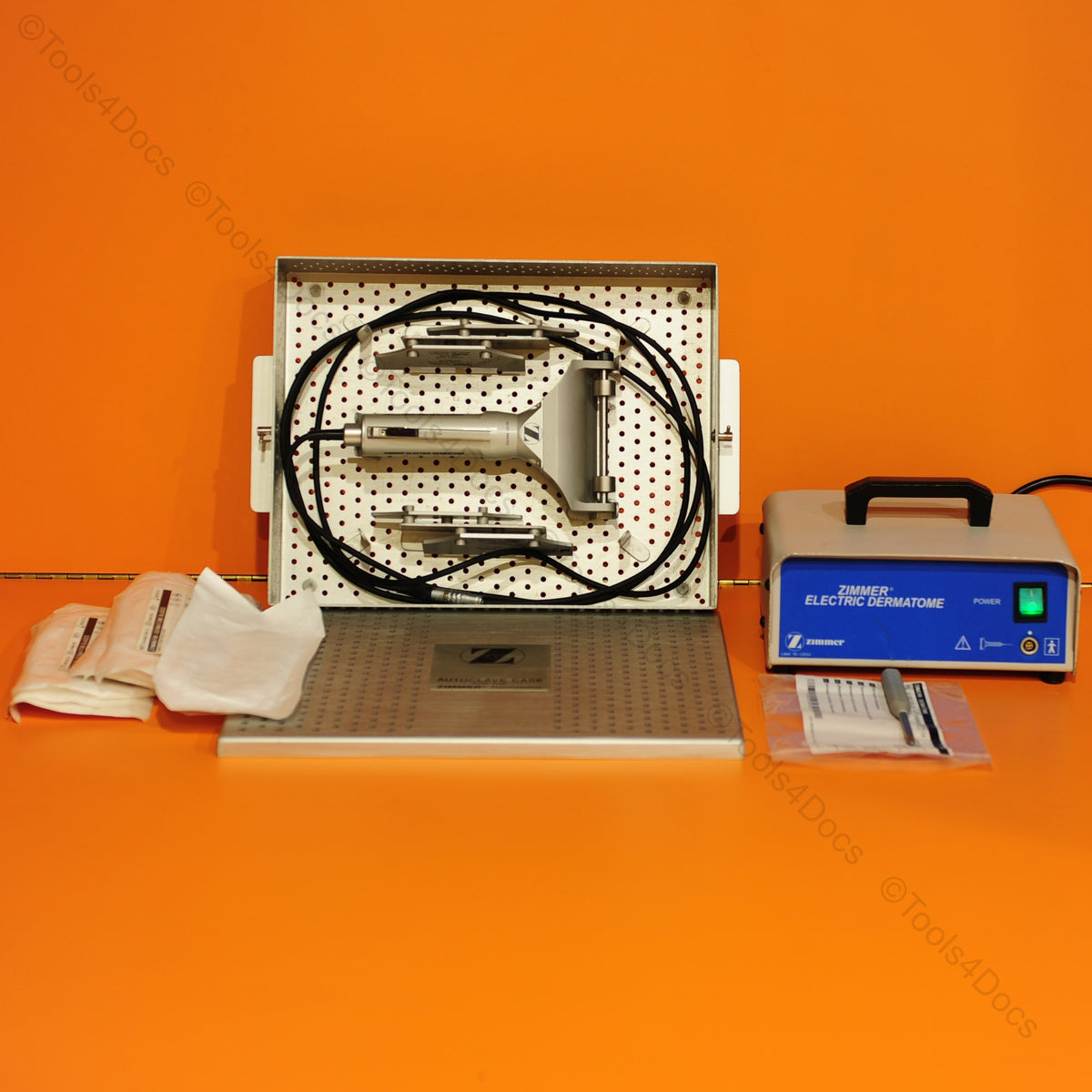 Zimmer Electric Dermatome 8821 with Console & Blades — Tools4docs
