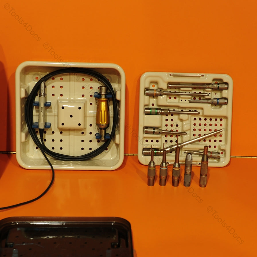 Medtronic IPC EC300 Console w/EF200, EM200 and 13X Attachments in a Ca ...